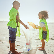 Children, plastic bottles or beach clean up in climate change ...
